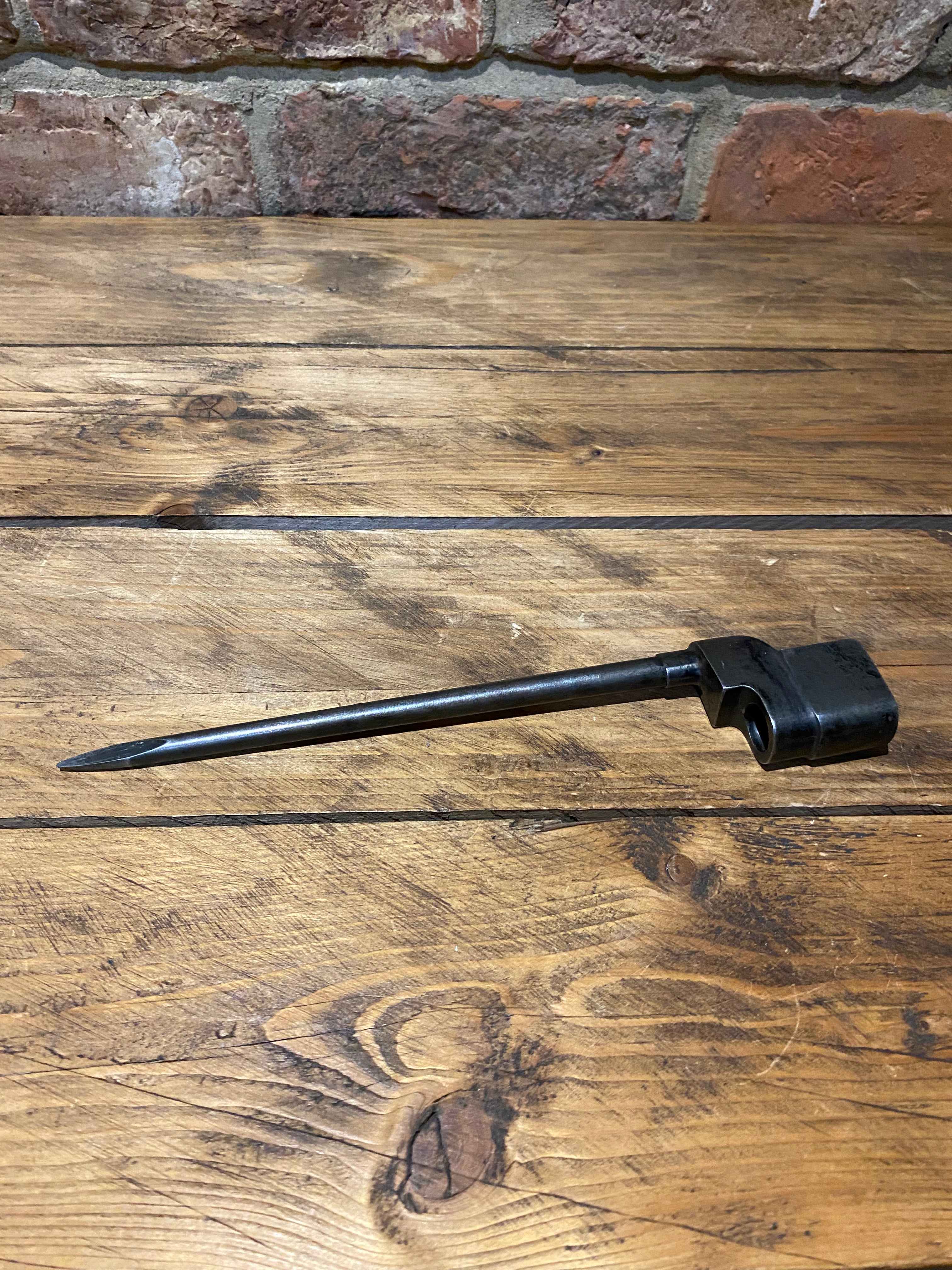 Vintage Lee Enfield No 4 Spike Bayonet – Wilson Fox Antiques